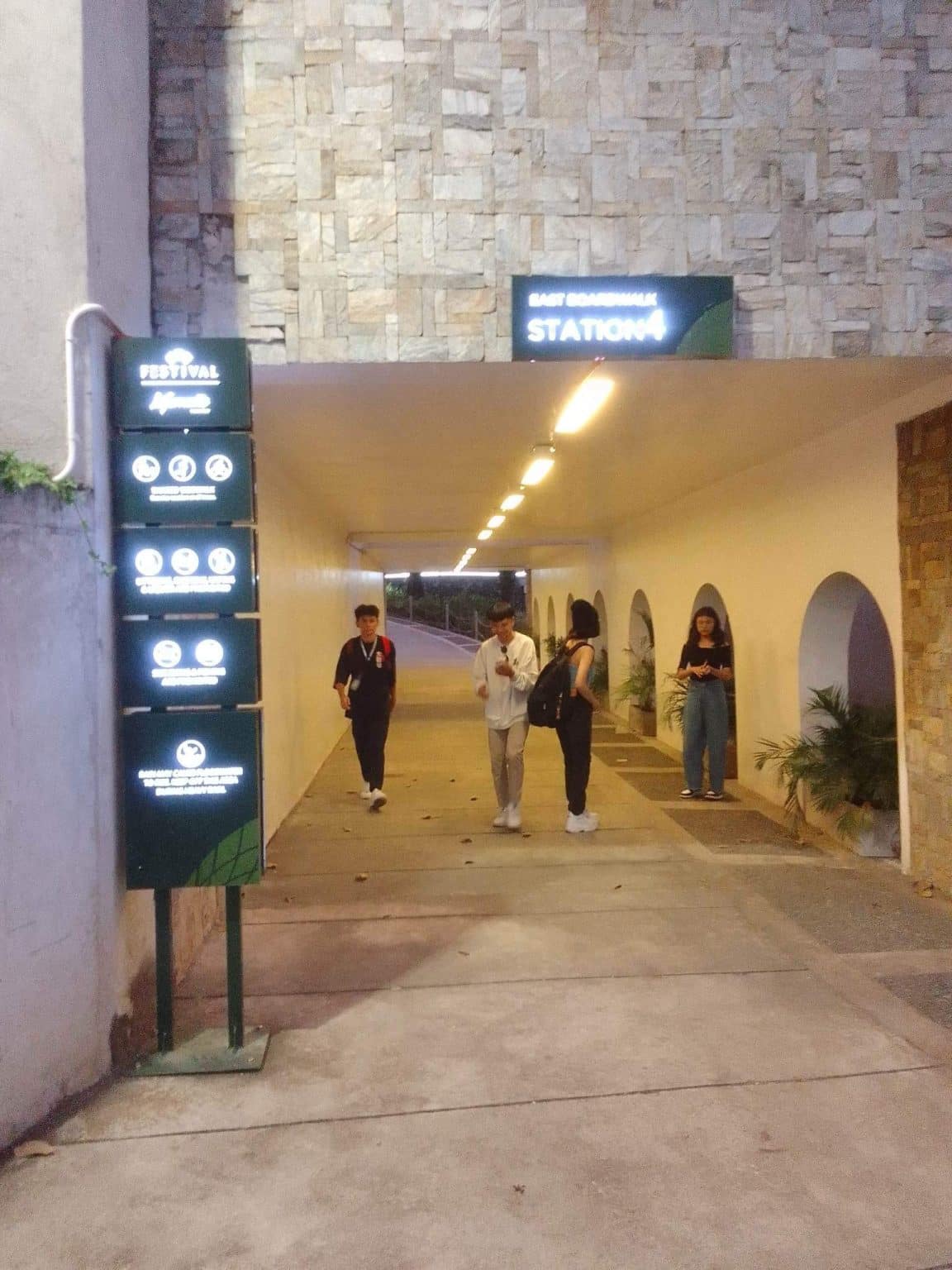 Guide Your Way: Filinvest Boardwalk's Directional Sign Posts | M&G ...